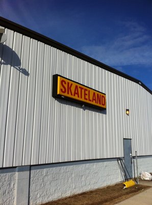 Ozaukee Skateland – Ice and Roller Skating Rinks in Cedarburg WI ...